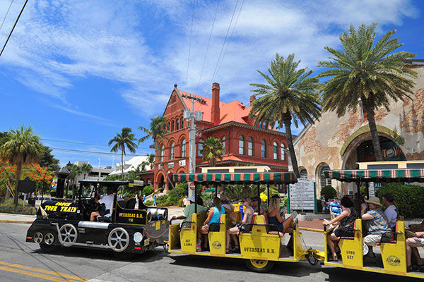 Key West Custom House Museum, Lighthouse and Conch Train Tour Package