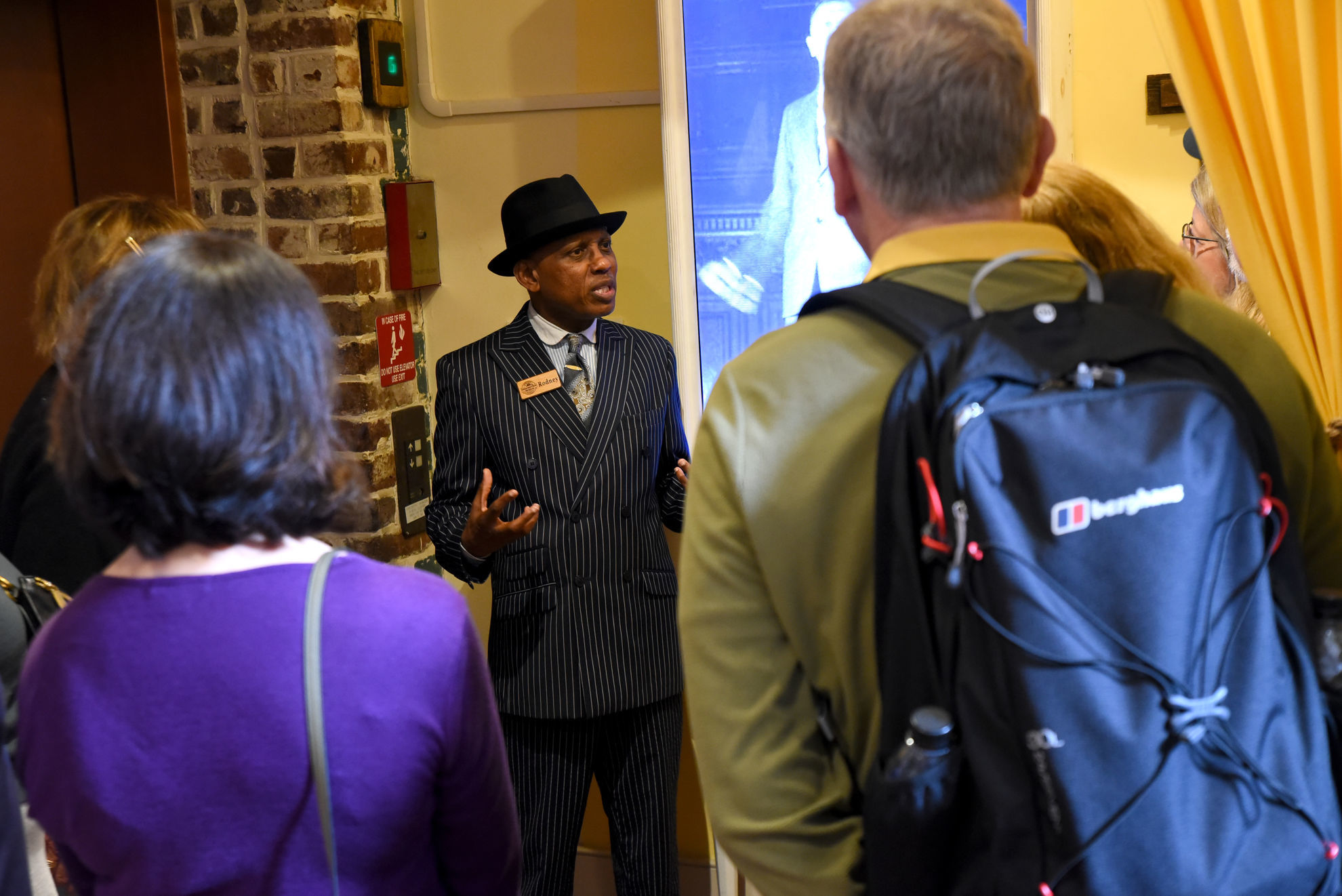 Guided Tour and Cocktail Experience at the APM