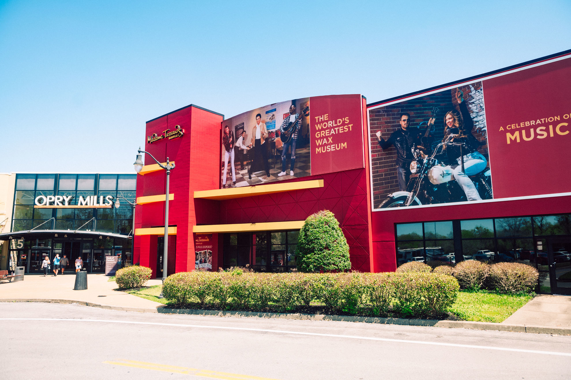 Madame Tussauds Nashville Wax and Wine Package